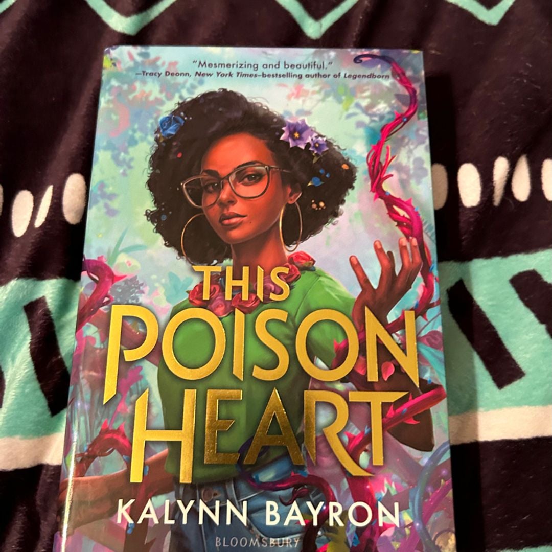 This Poison Heart Owlcrate Exclusive Edition by Kalynn Bayron ...