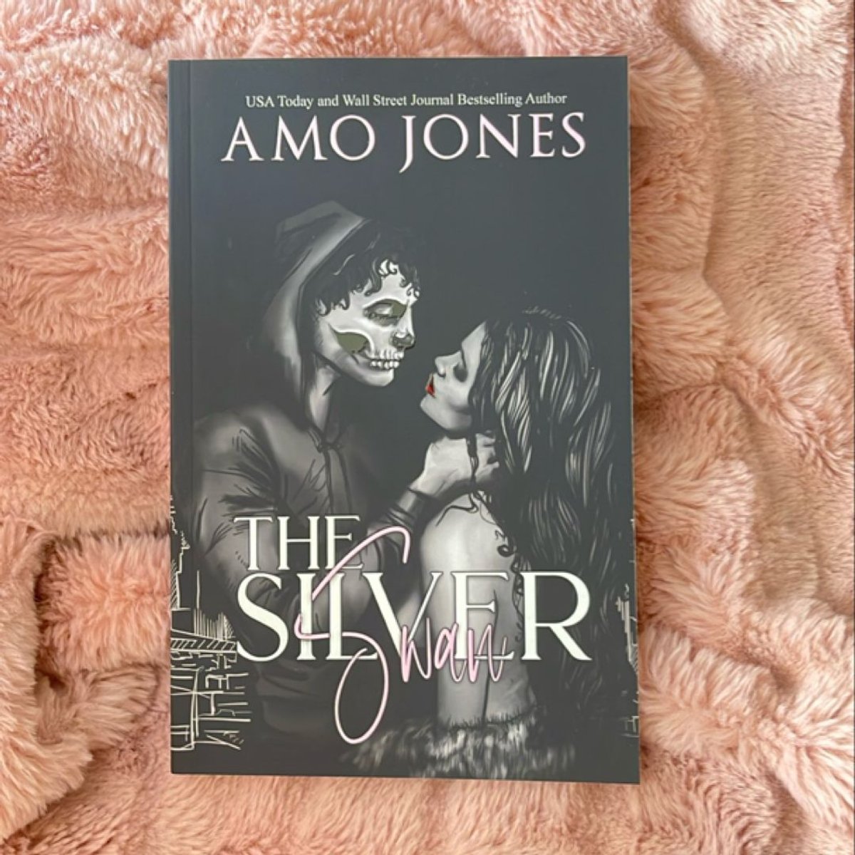 The Silver Swan by Amo Jones