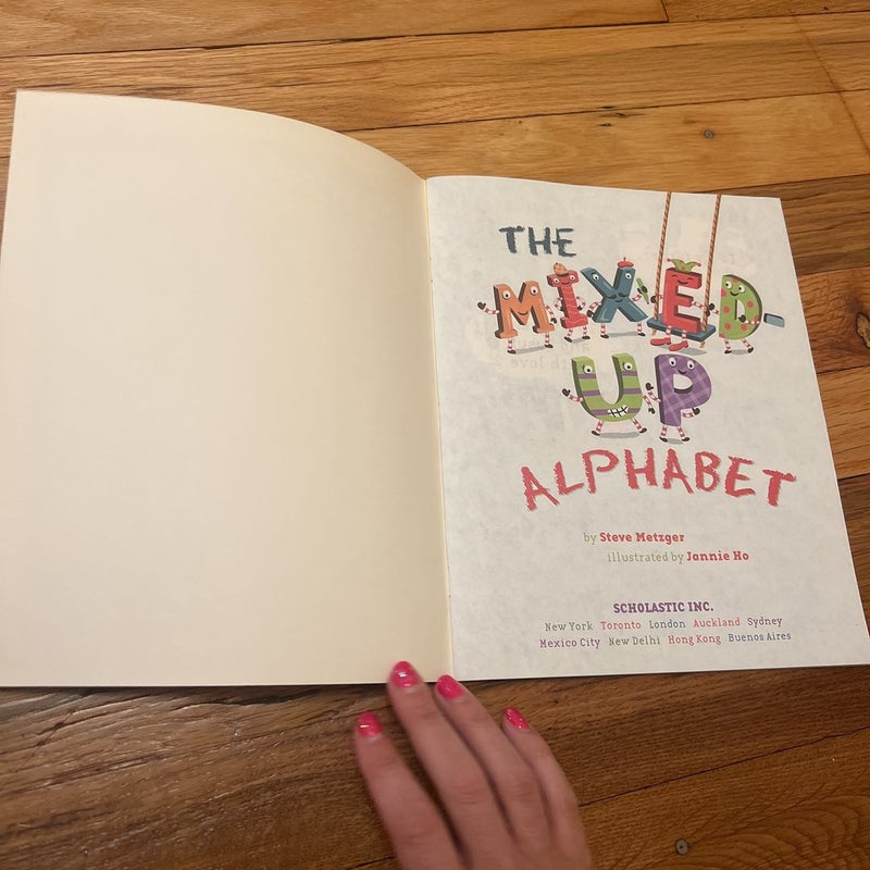 The Mixed-Up Alphabet by Steve Metzger, Paperback | Pangobooks