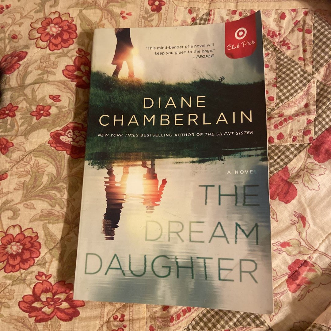 The Dream Daughter by Diane Chamberlain, Paperback | Pangobooks