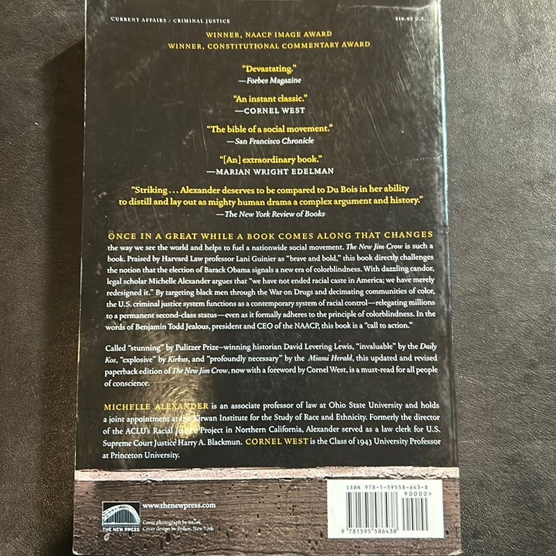 The New Jim Crow by Michelle Alexander; Cornel West, Paperback | Pangobooks