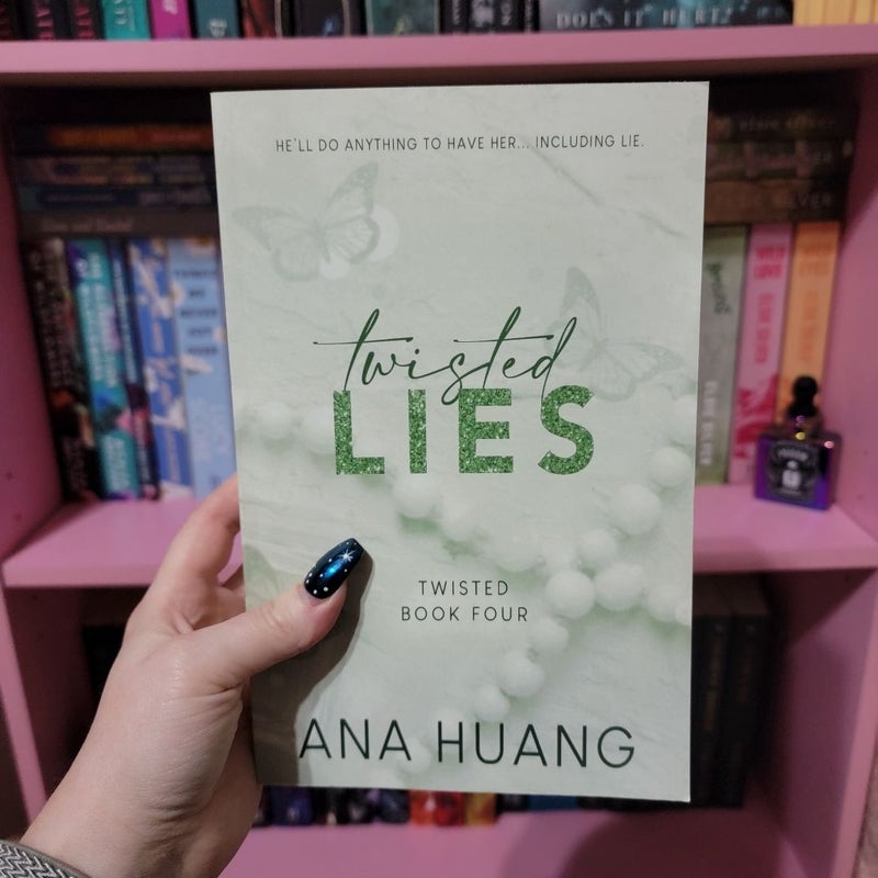 Twisted Lies - Special Edition by Ana Huang, Paperback | Pangobooks
