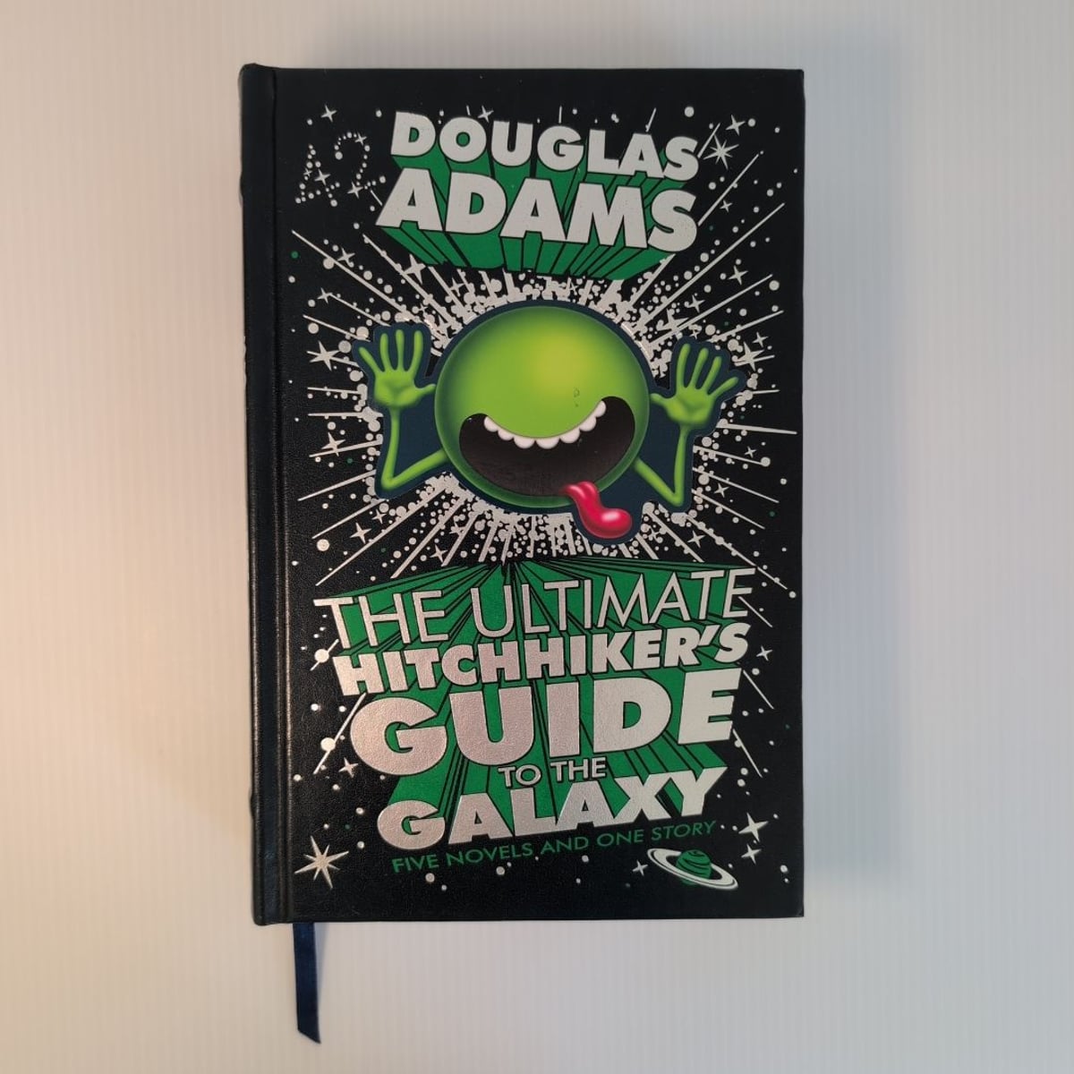 The Ultimate Hitchhiker's Guide to the Galaxy by , Hardcover | Pangobooks