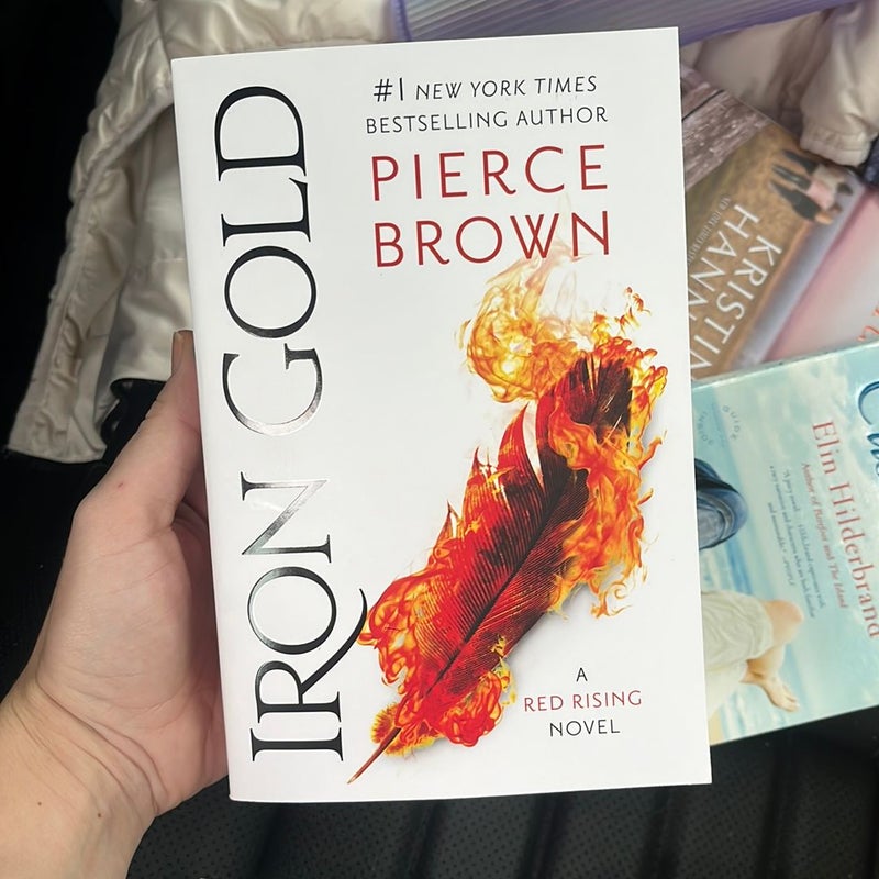 Iron Gold by Pierce Brown, Paperback | Pangobooks