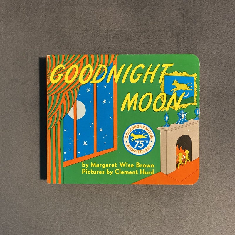Goodnight Moon by Margaret Wise Brown, Hardcover | Pangobooks