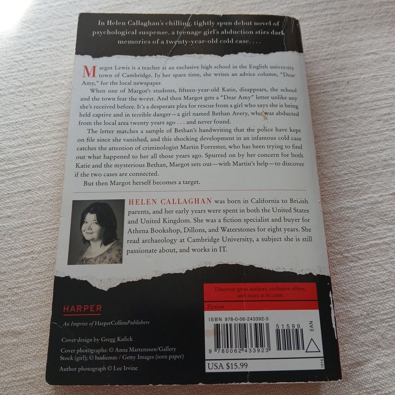 Dear Amy by Helen Callaghan, Paperback | Pangobooks