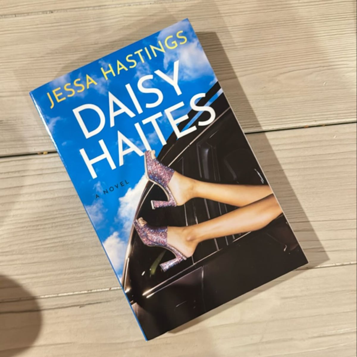 Daisy Haites by Jessa Hastings, Paperback | Pangobooks