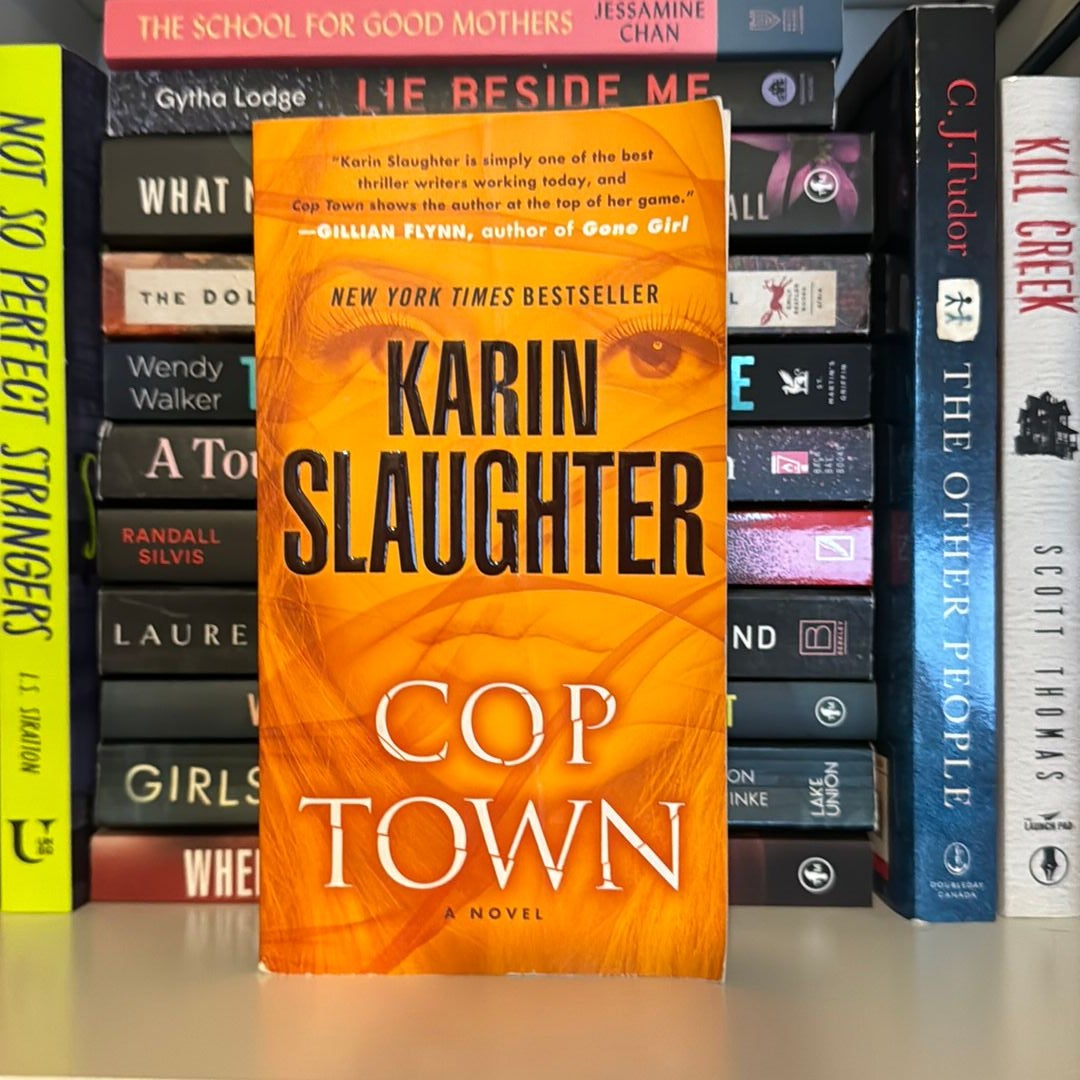 Cop Town by Karin Slaughter, Paperback | Pangobooks