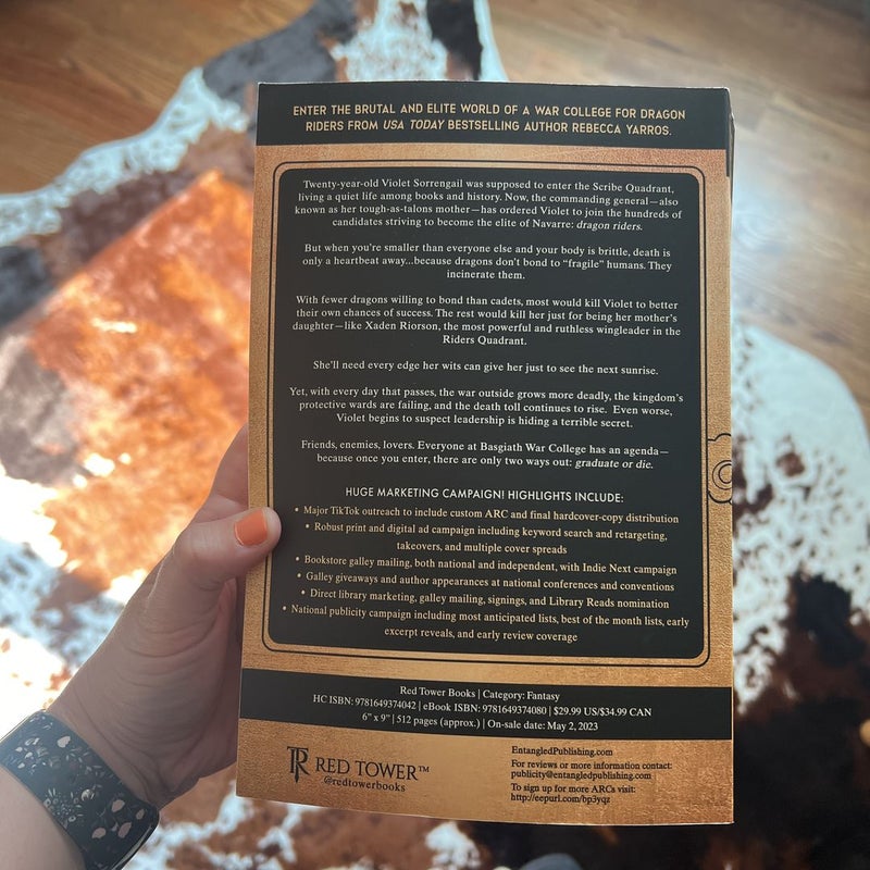 Fourth Wing ARC by Rebecca Yarros, Paperback | Pangobooks