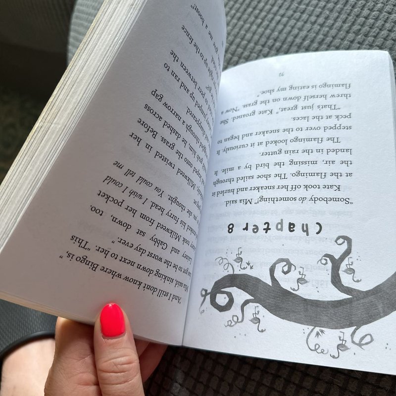 In a Blink/the Space Between: Books 1 and 2 (Disney: the Never Girls ...