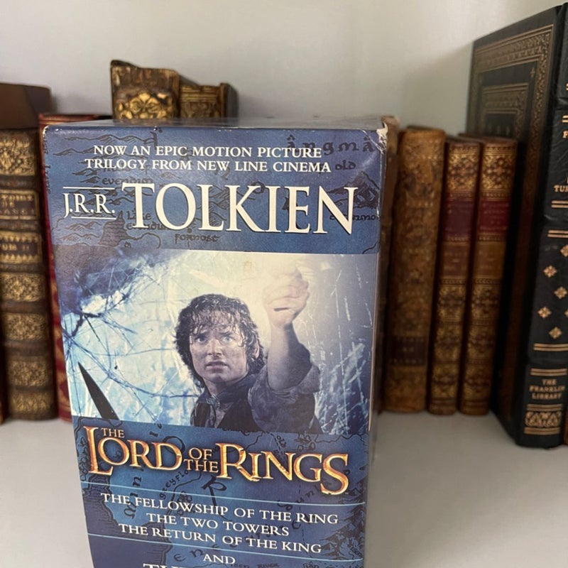 J.R.R. Tolkien The Lord of the Rings & The Hobbit 4-Book Box Set ...