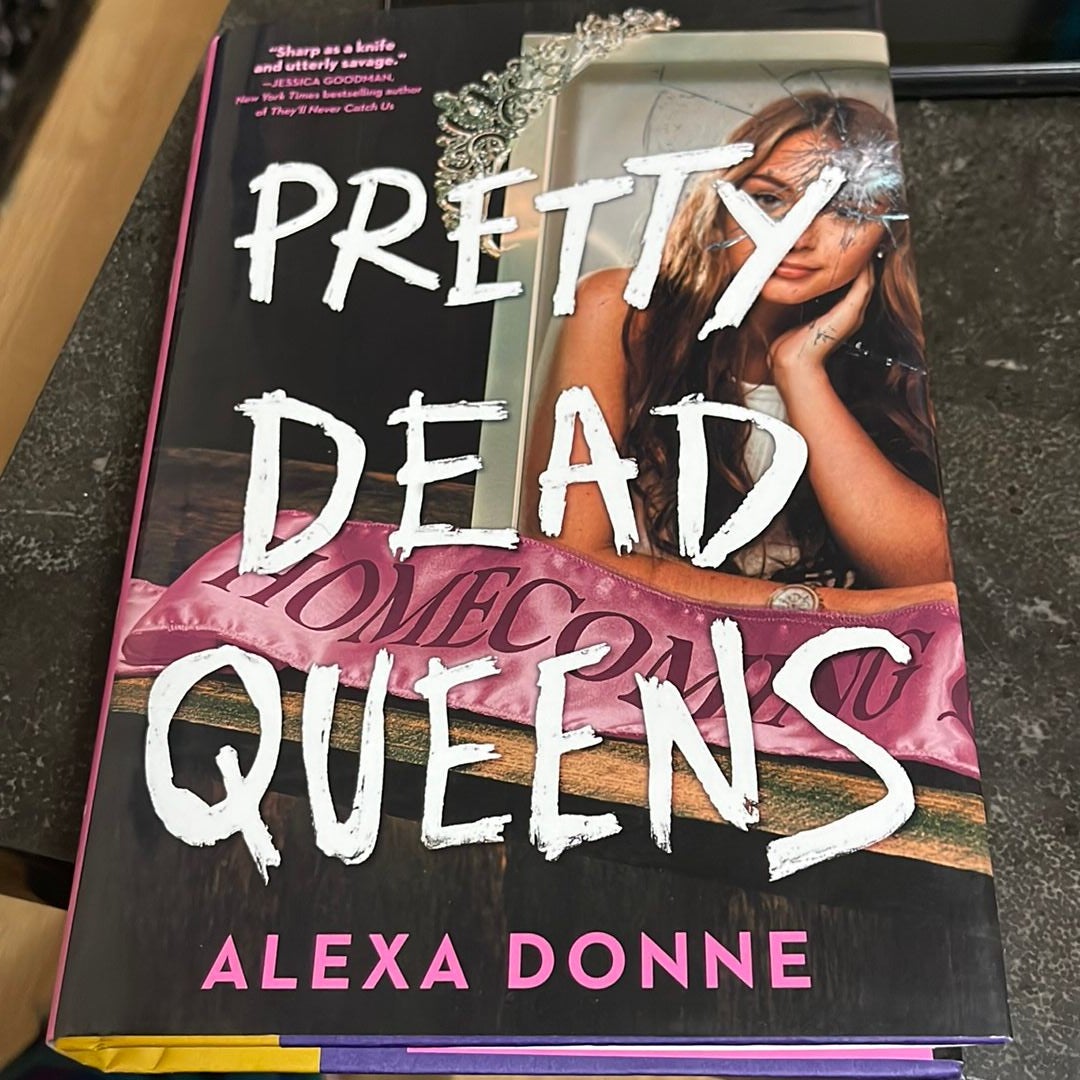 Pretty Dead Queens by Alexa Donne