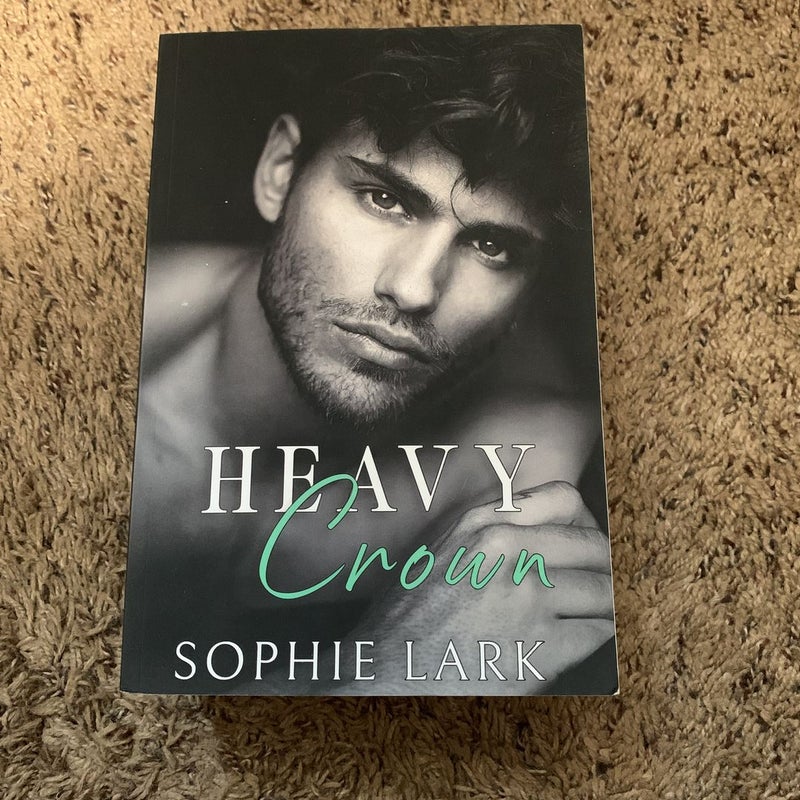 Heavy Crown by Sophie Lark, Paperback | Pangobooks