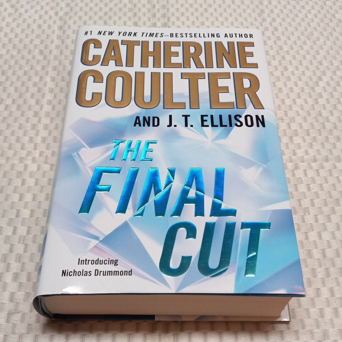 The Final Cut by Catherine Coulter, J. T. Ellison