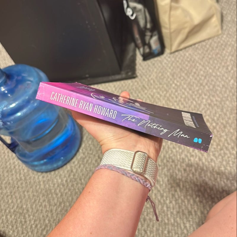 The Nothing Man by Catherine Ryan Howard, Paperback | Pangobooks