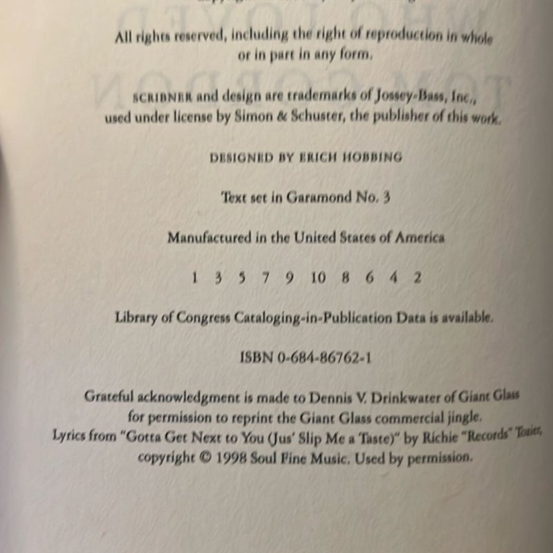 The Girl Who Loved Tom Gordon by Stephen King, Hardcover | Pangobooks