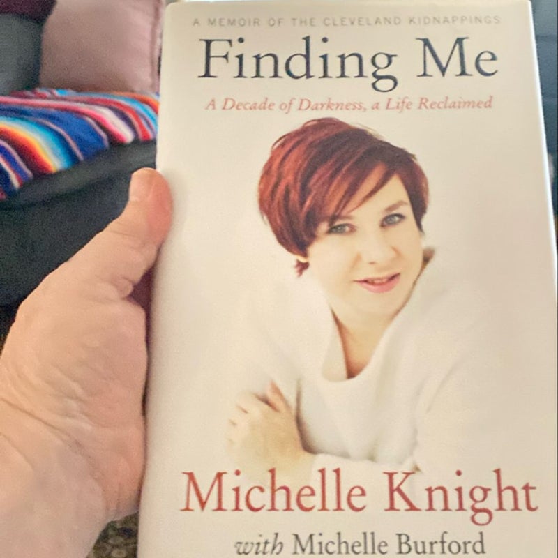 Finding Me by Michelle Knight, Michelle Burford, Hardcover | Pangobooks