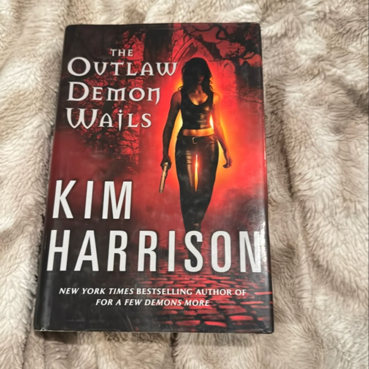 The Outlaw Demon Wails by Kim Harrison