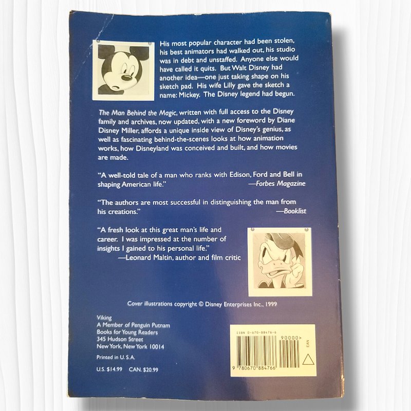 The Man Behind the Magic by Katherine Greene, Paperback | Pangobooks