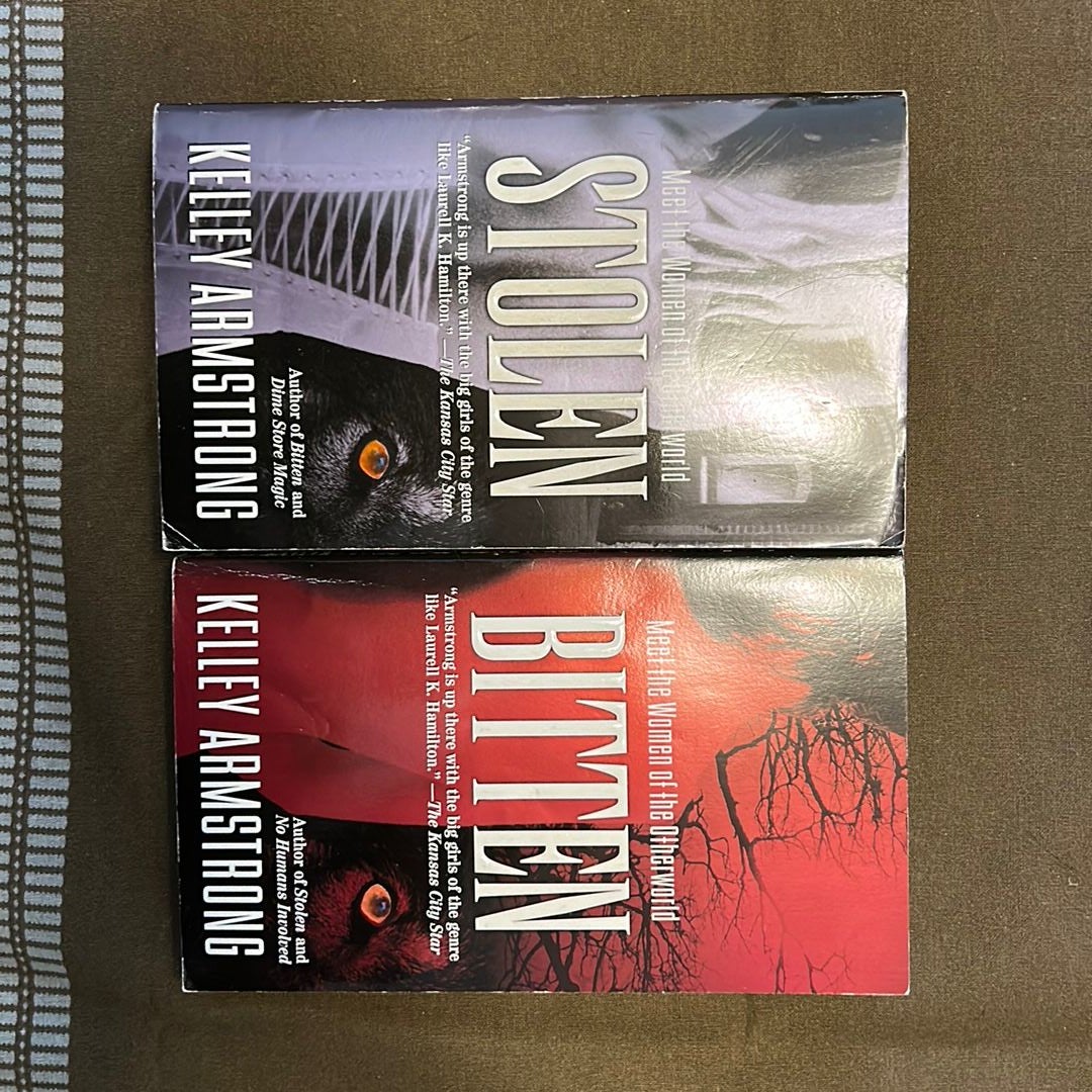 Bitten by Kelley Armstrong, Paperback | Pangobooks