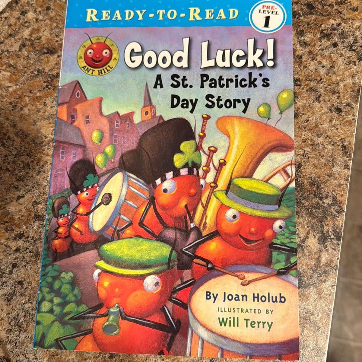 Good Luck! by Joan Holub, Paperback | Pangobooks