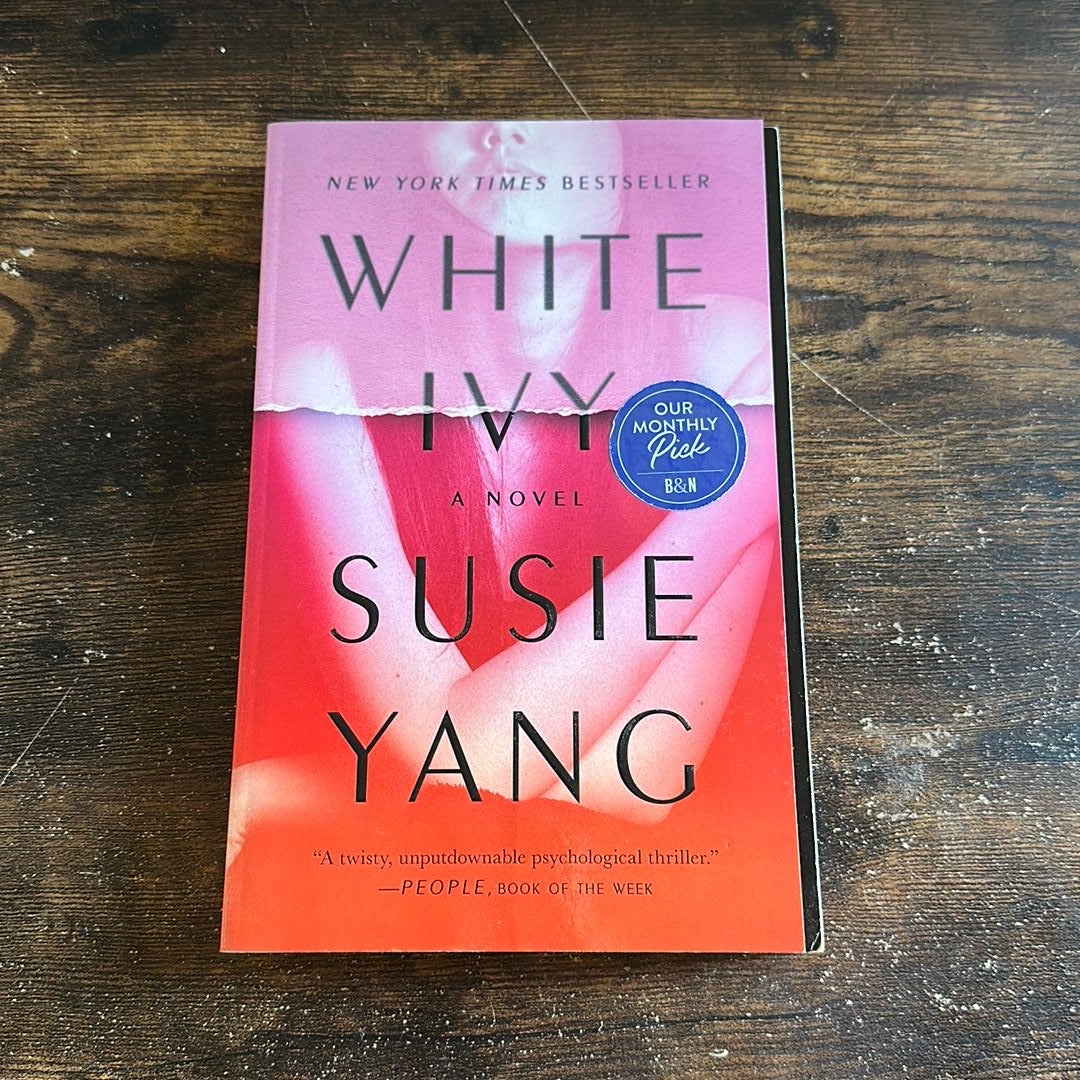 White Ivy by Susie Yang, Paperback | Pangobooks
