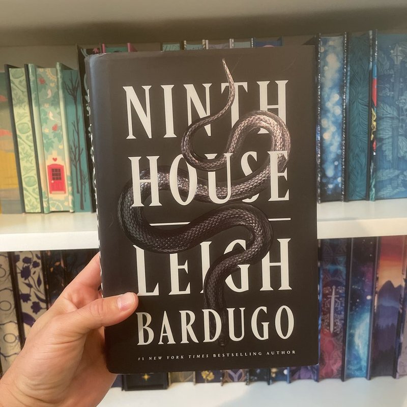 Ninth House by Leigh Bardugo, Hardcover | Pangobooks