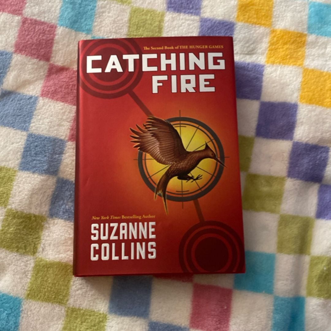 Catching Fire by Suzanne Collins, Hardcover | Pangobooks
