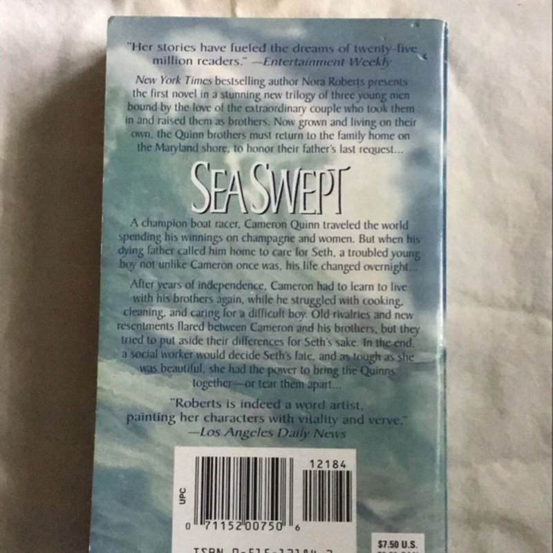 SEA SWEPT by , Paperback | Pangobooks
