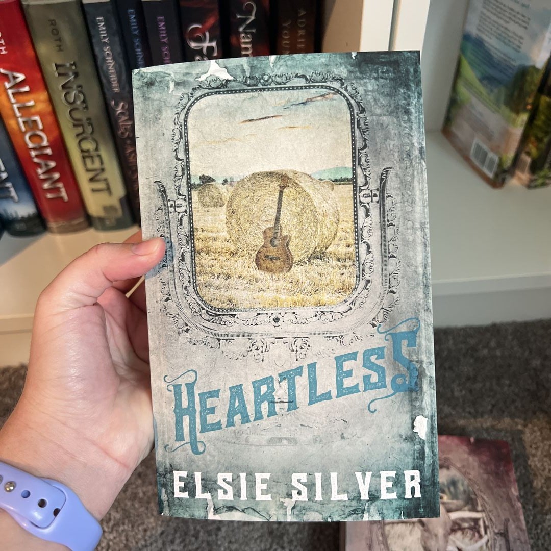Heartless Special Edition by Elsie Silver , Paperback | Pangobooks