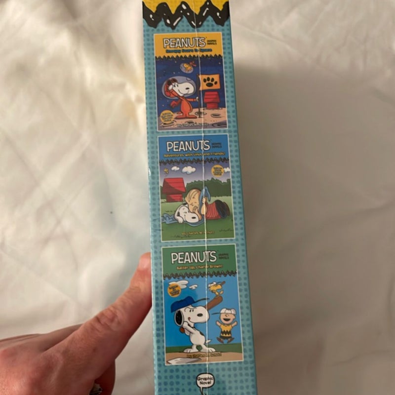 Peanuts Graphic Novel Collection (Boxed Set) by Charles M. Schulz