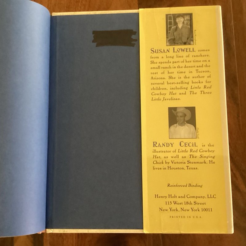 Dusty Locks and the Three Bears by Susan Lowell