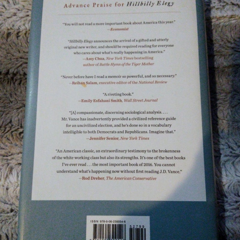 Hillbilly Elegy by J. D. Vance, Hardcover | Pangobooks