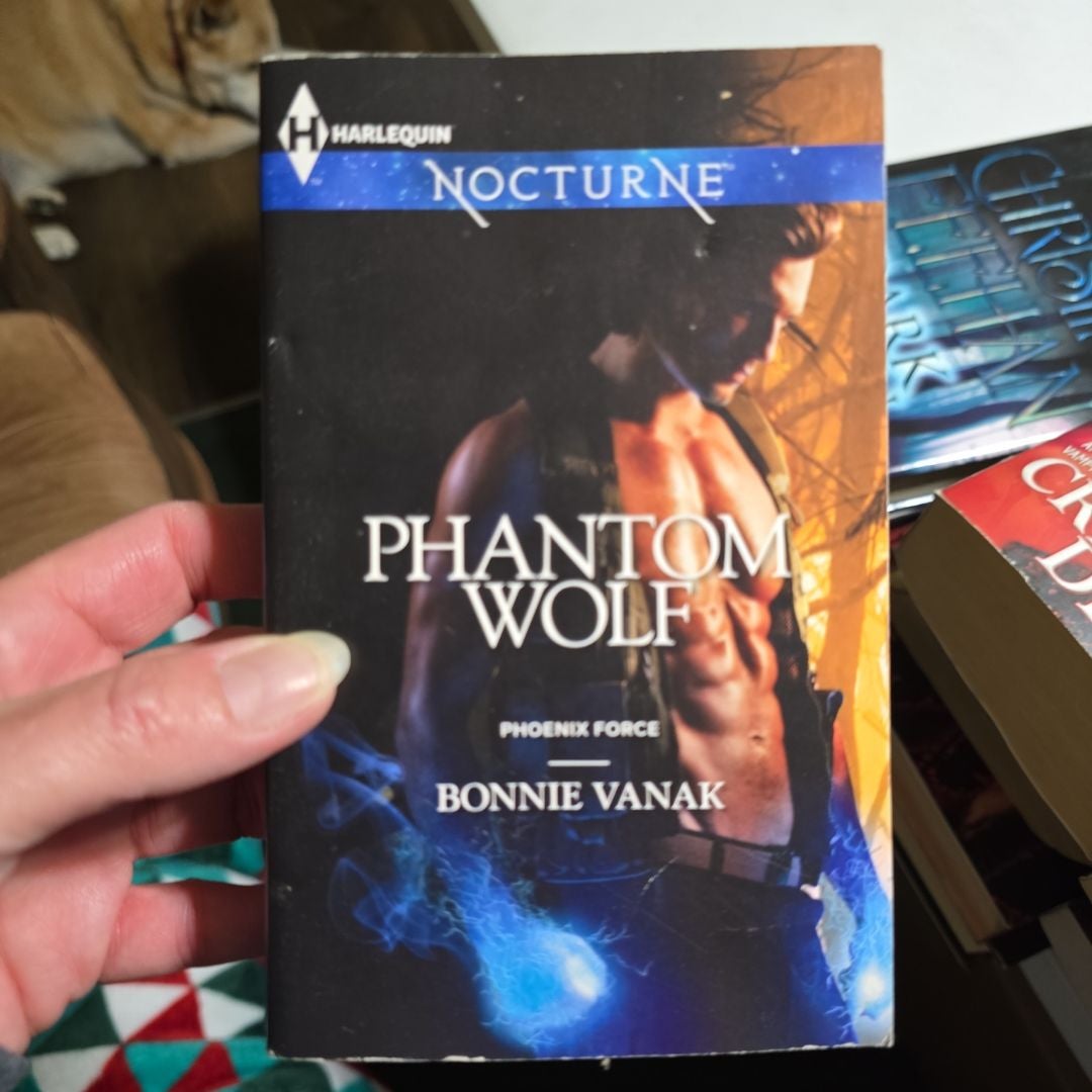 Phantom Wolf by Bonnie Vanak