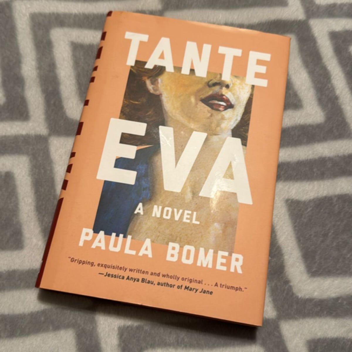 Tante Eva by Paula Bomer