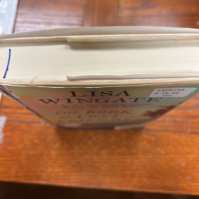 The Book of Lost Friends by Lisa Wingate, Hardcover | Pangobooks