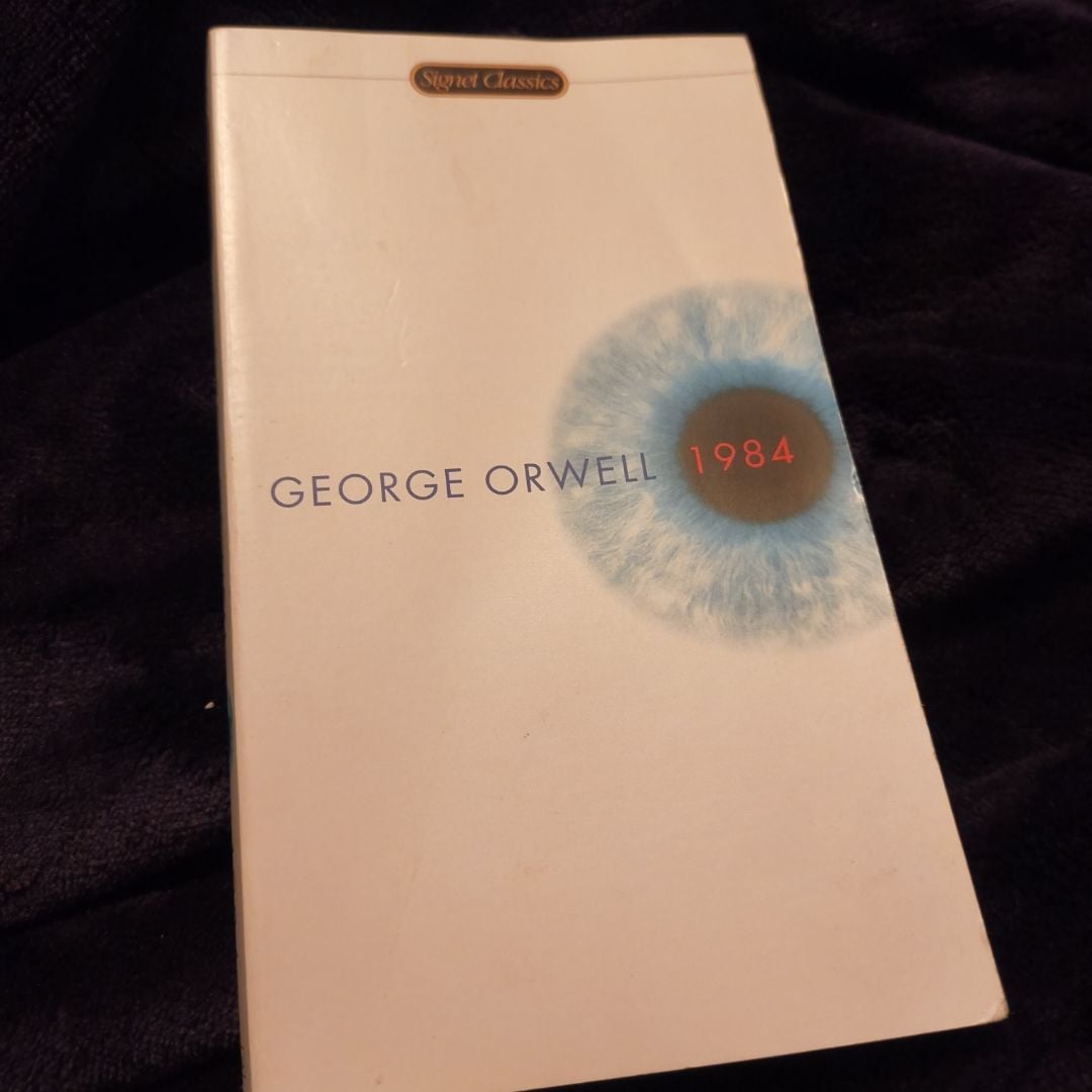 1984 by George Orwell, Paperback | Pangobooks
