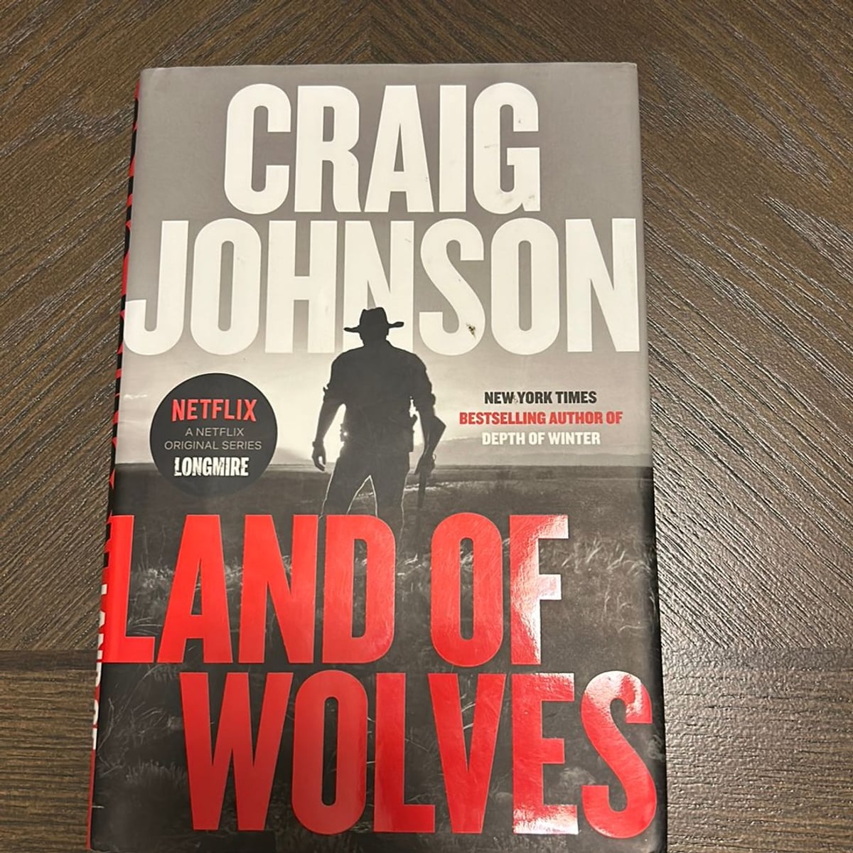 Land of Wolves by Craig Johnson