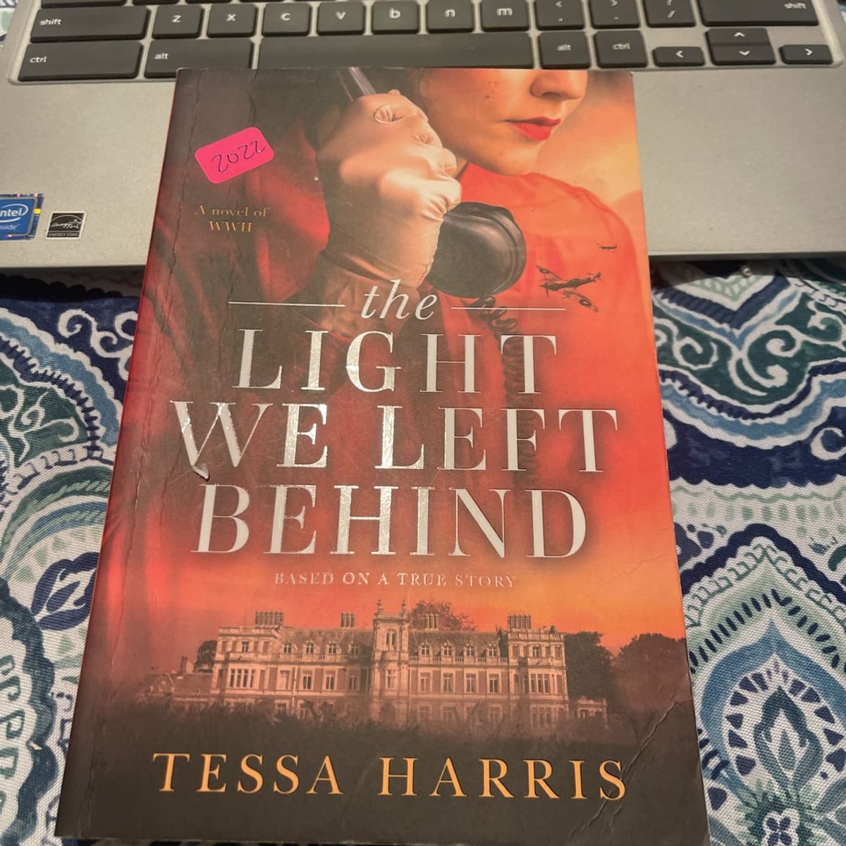 The Light We Left Behind by Tessa Harris, Paperback | Pangobooks