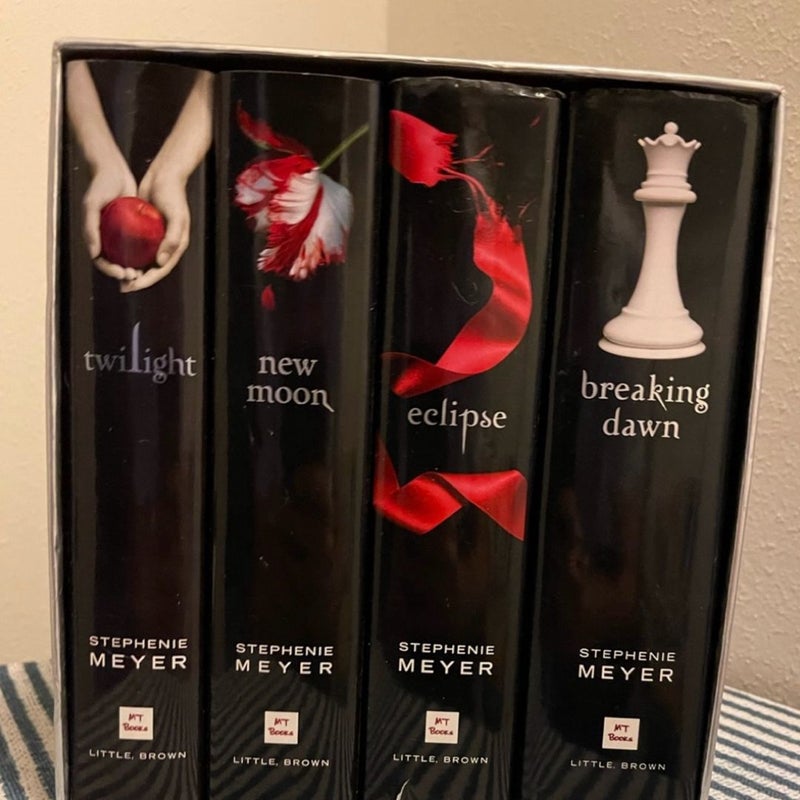 The Twilight Saga Collection by Stephenie Meyer, Hardcover | Pangobooks