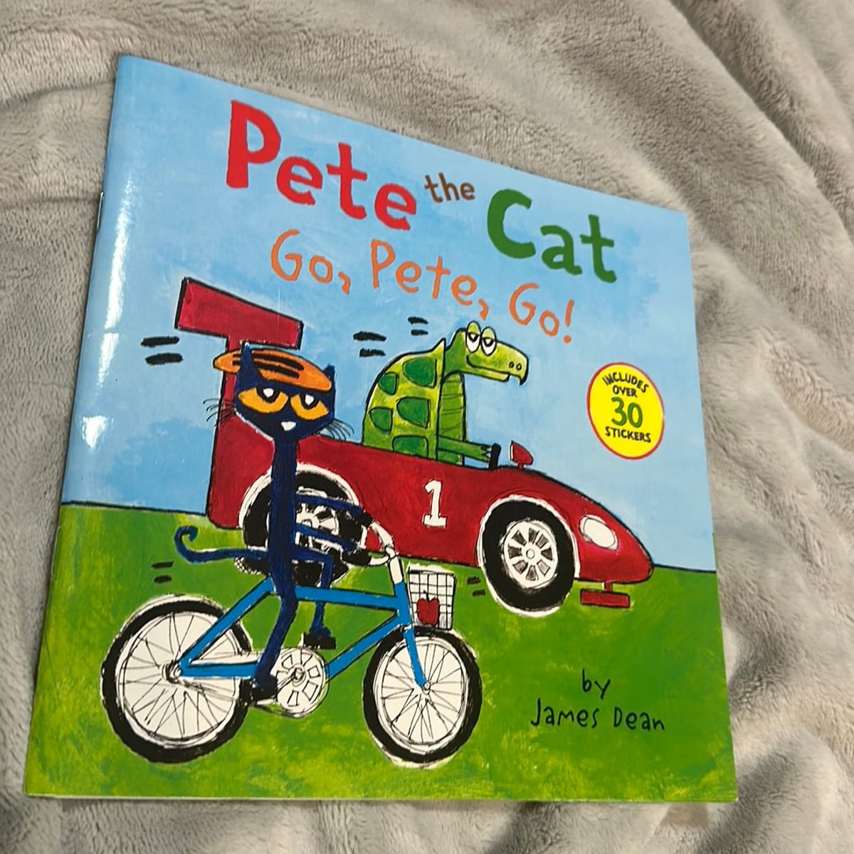Pete the Cat: Go, Pete, Go! by Kimberly Dean