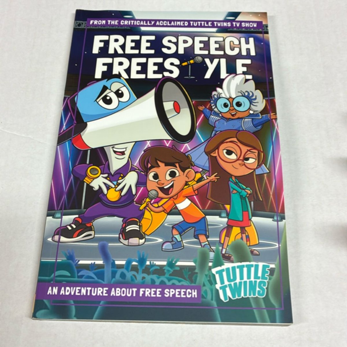 Free Speech Freestyle by Tuttle Twins Store, Paperback | Pangobooks