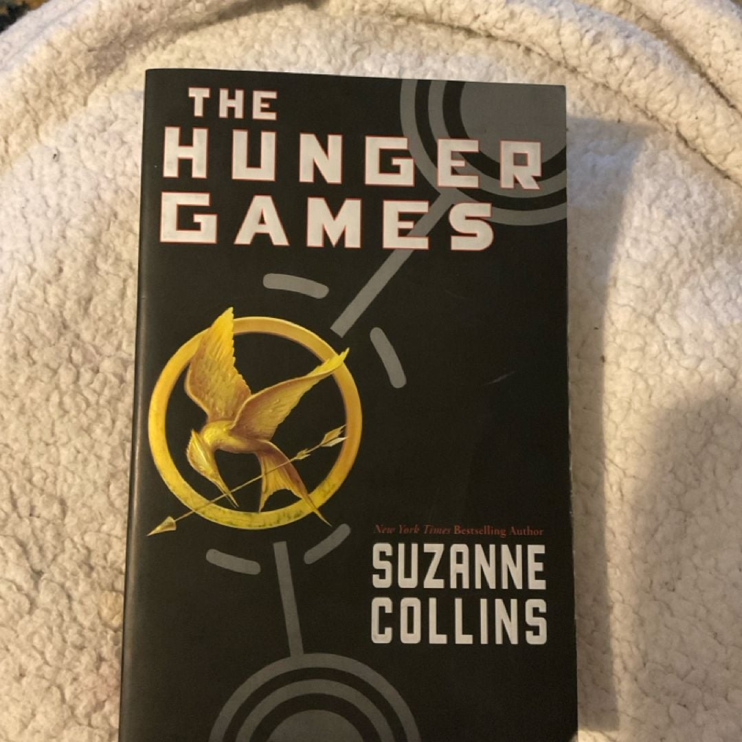 The Hunger Games by Suzanne Collins, Paperback | Pangobooks