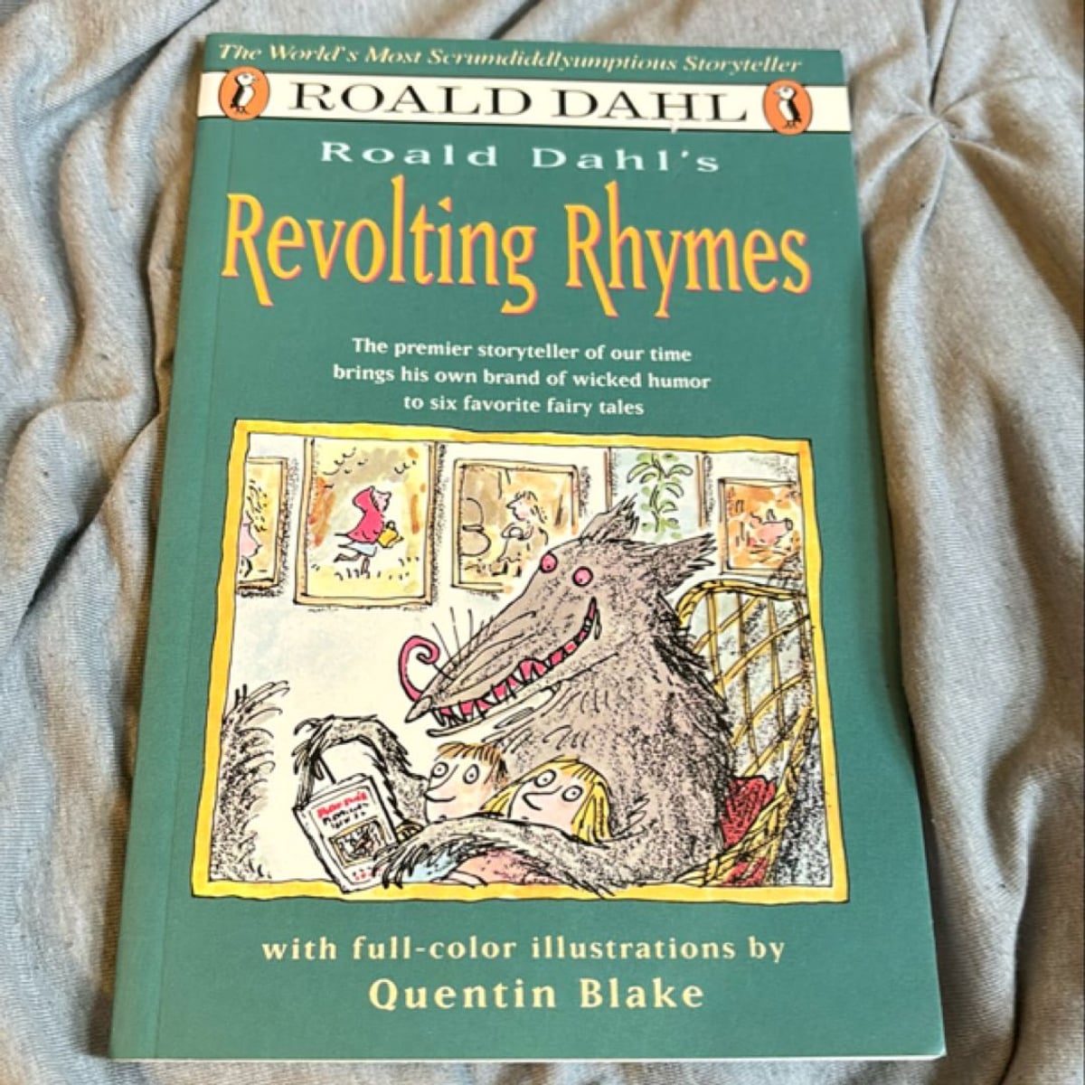 Roald Dahl's Revolting Rhymes by Roald Dahl; Quentin Blake (Illustrator)