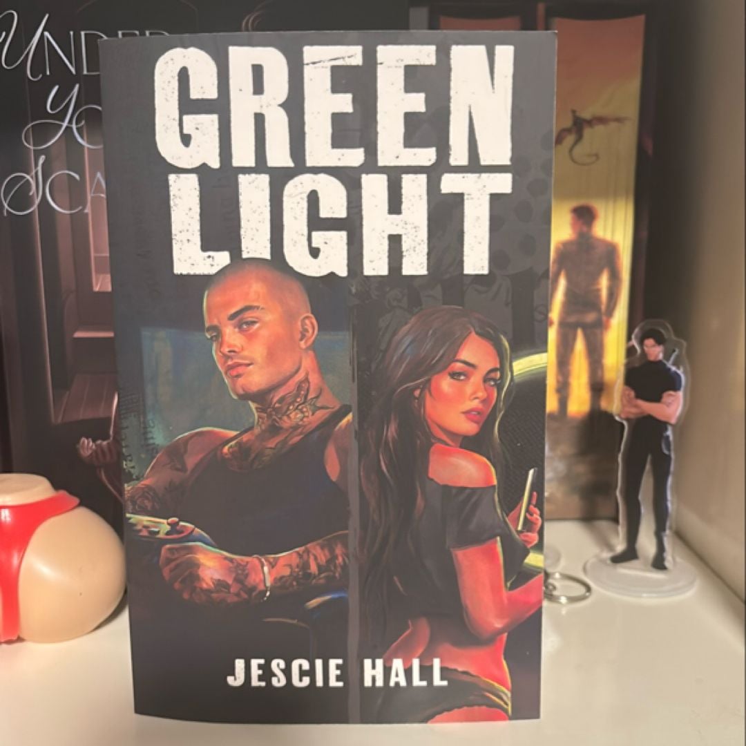 Green Light by Jescie Hall, Paperback | Pangobooks