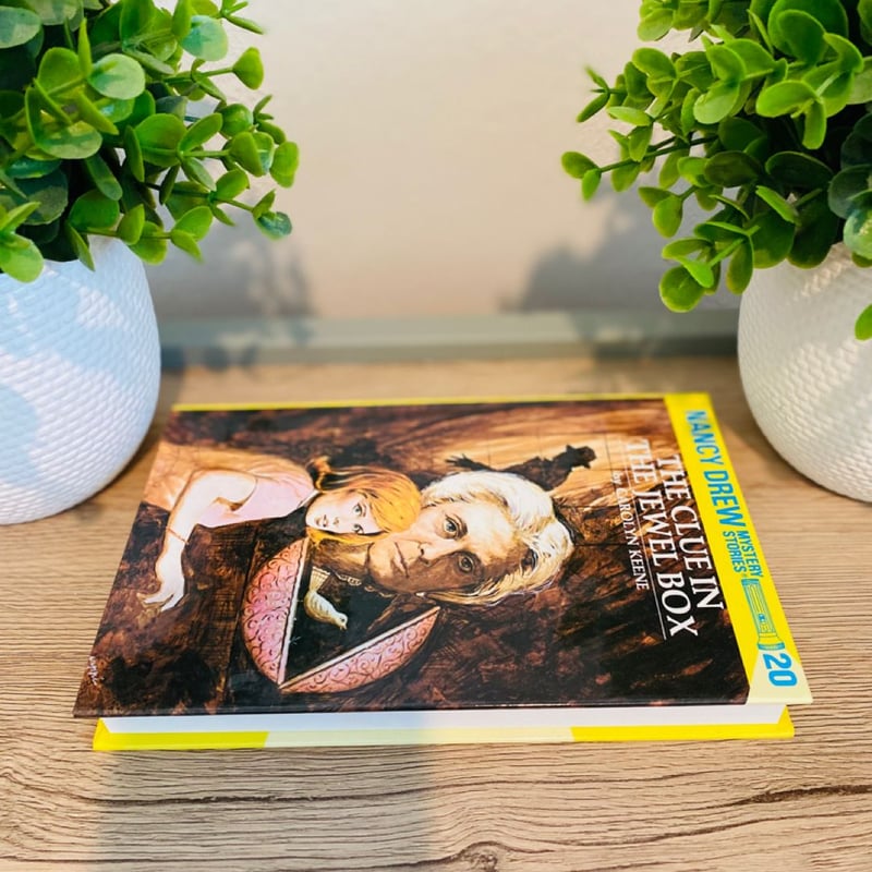 Nancy Drew 20: the Clue in the Jewel Box by Carolyn Keene