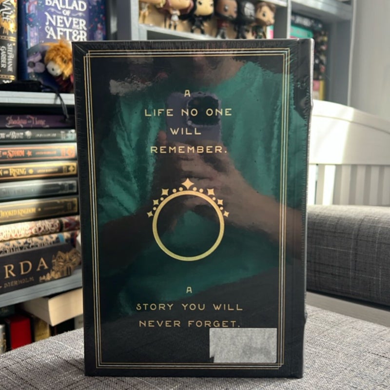 B&N Exclusive Sealed The Invisible Life of Addie Larue by V. E. Schwab ...