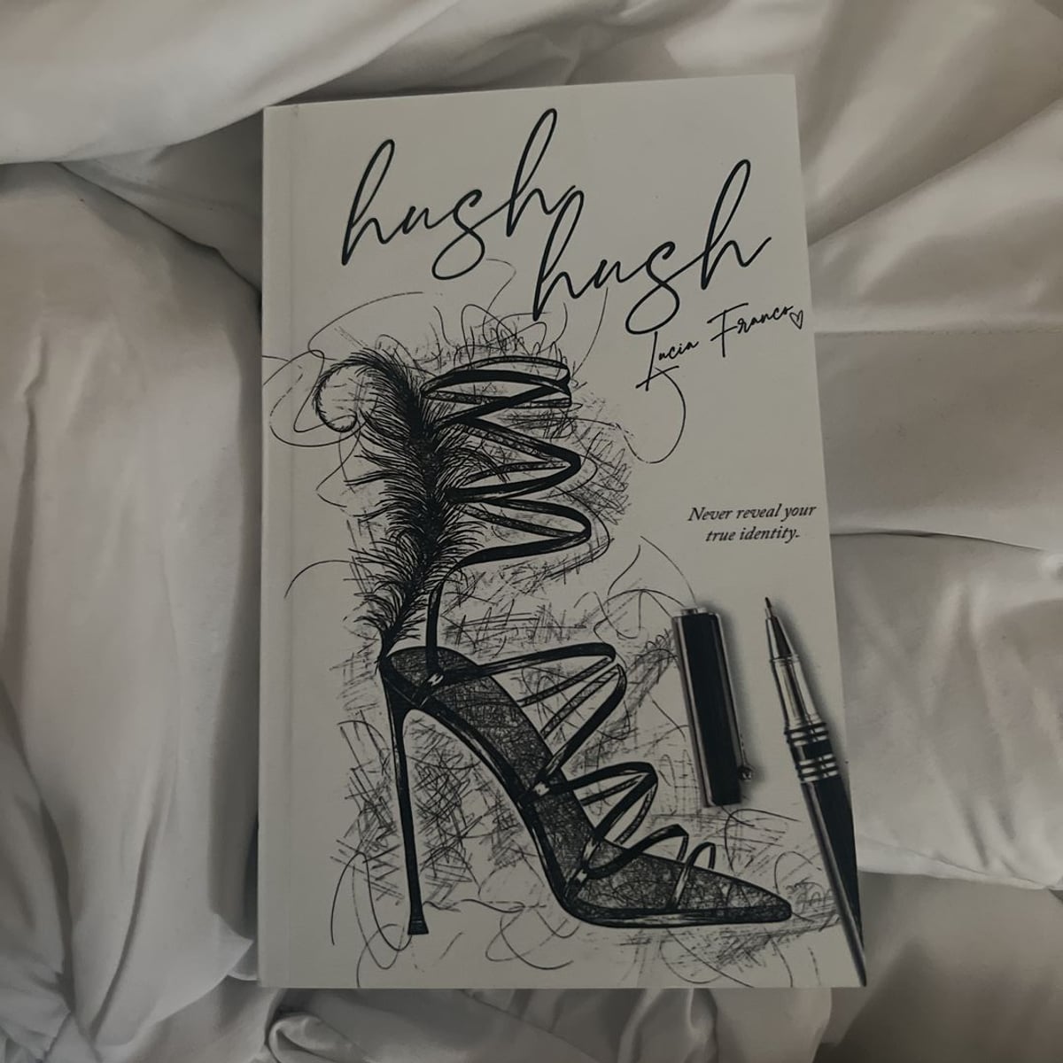 Hush, Hush by Lucia Franco, Paperback | Pangobooks