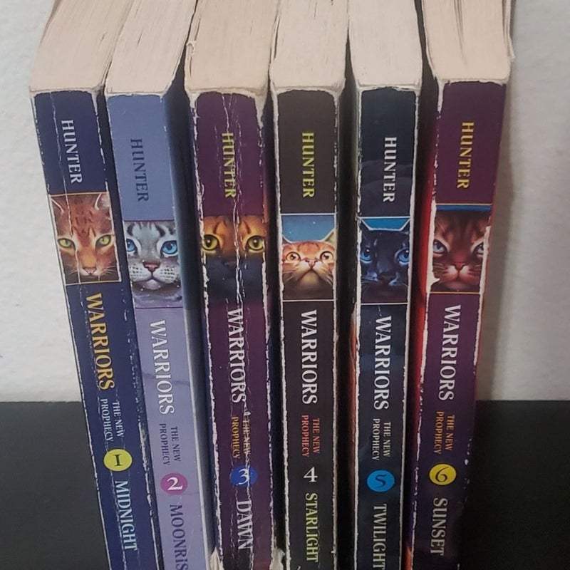 The New Prophecy Bundle by Erin Hunter, Paperback | Pangobooks