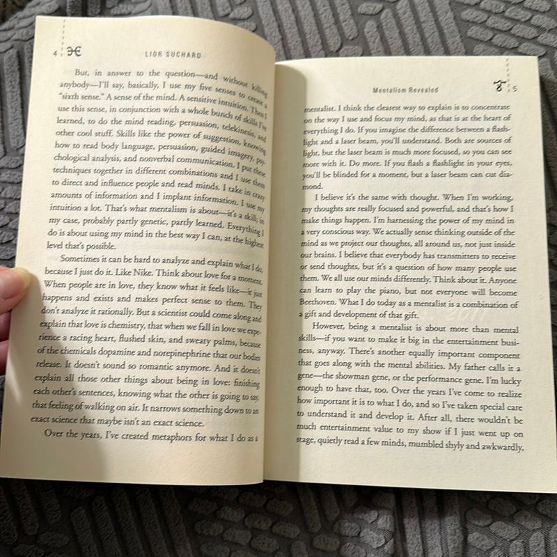 Mind Reader by Lior Suchard, Paperback | Pangobooks